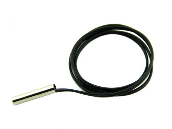 Temperature sensor with steel head